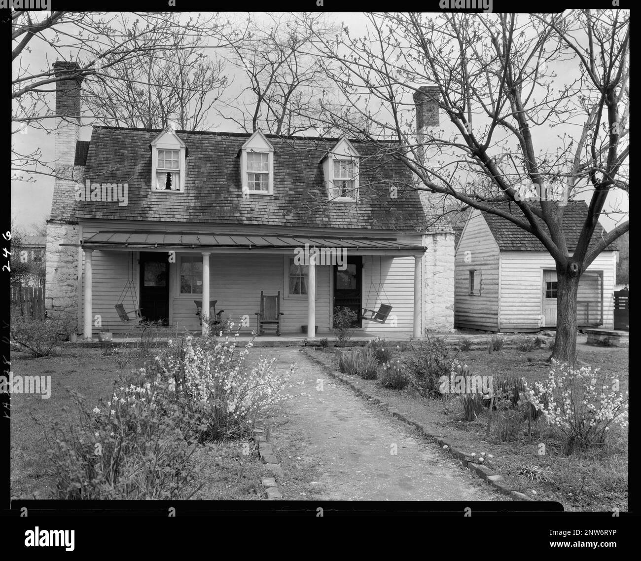 Old Dunbar Quarters, Falmouth, Stafford County, Virginia. Carnegie ...