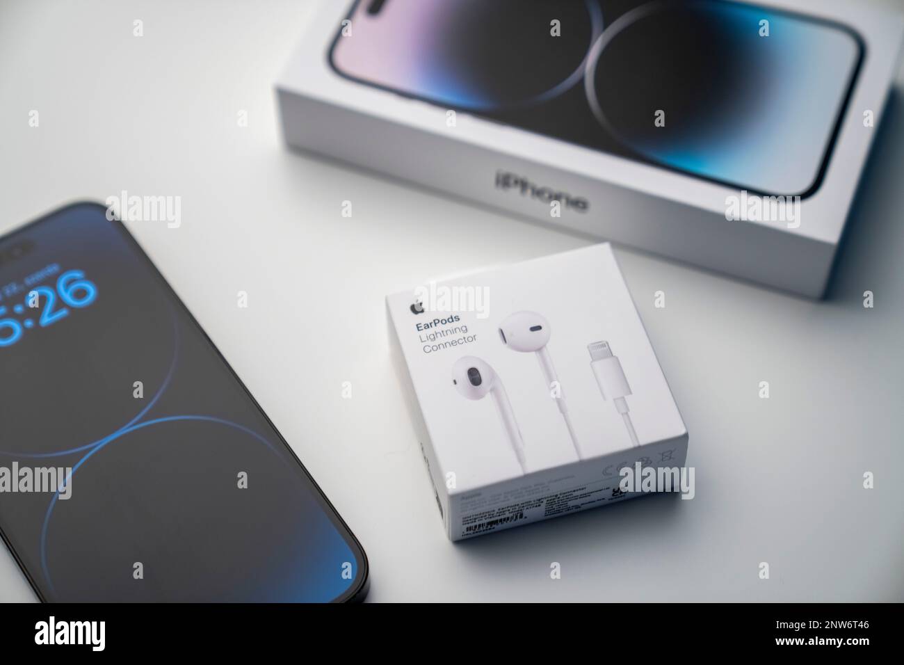 New iPhone 14 pro max and Apple Earpods, Airpods white earphones for ...