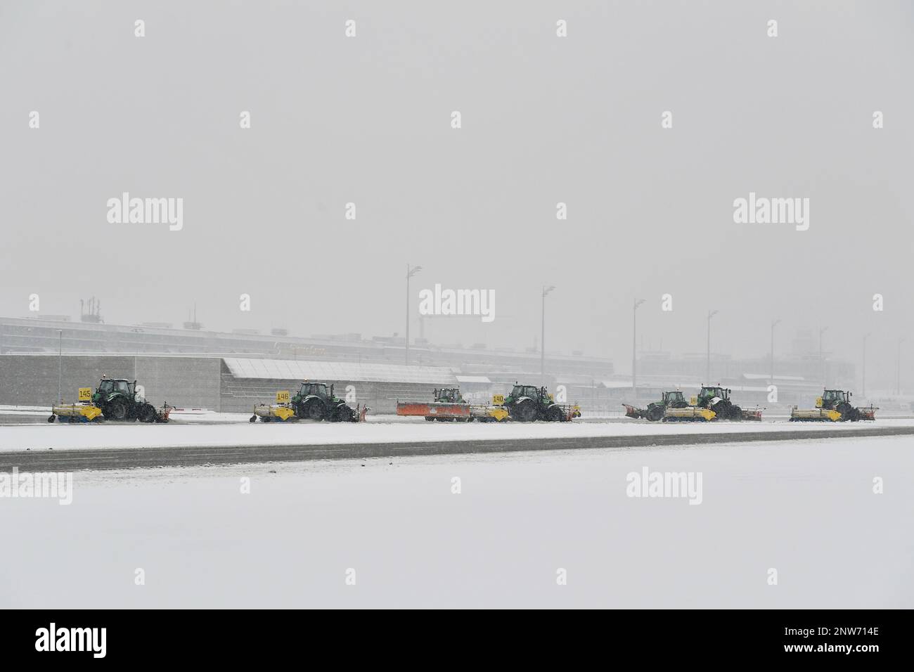 Snow Blower, Snow Plow, Snowplough, Tractor, Truck, Munich Airport ...