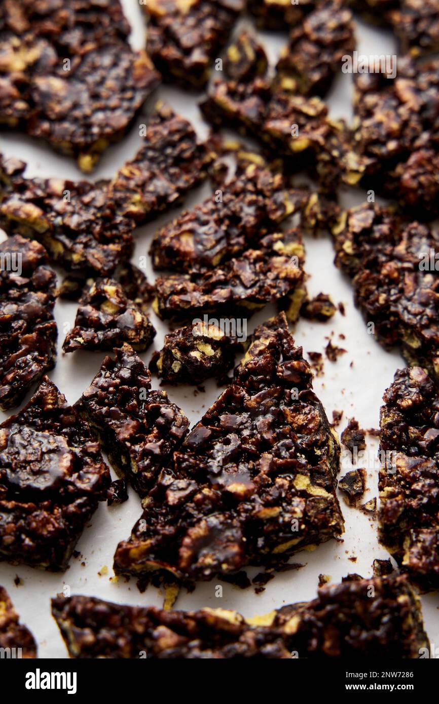 chocolate cracknell a firm, crunchy dessert of cornflakes, cocoa and ...