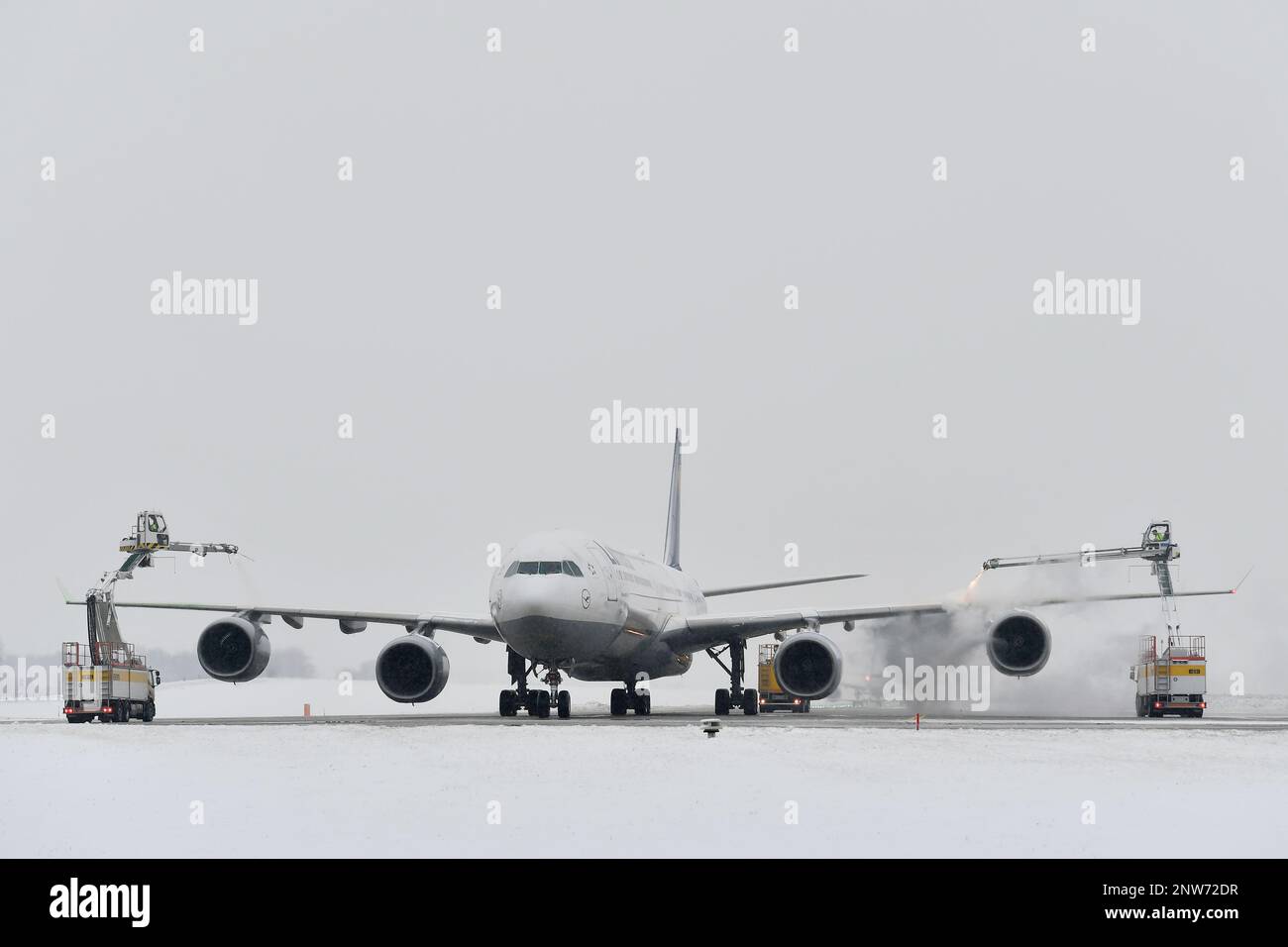 Iceing hi-res stock photography and images - Alamy