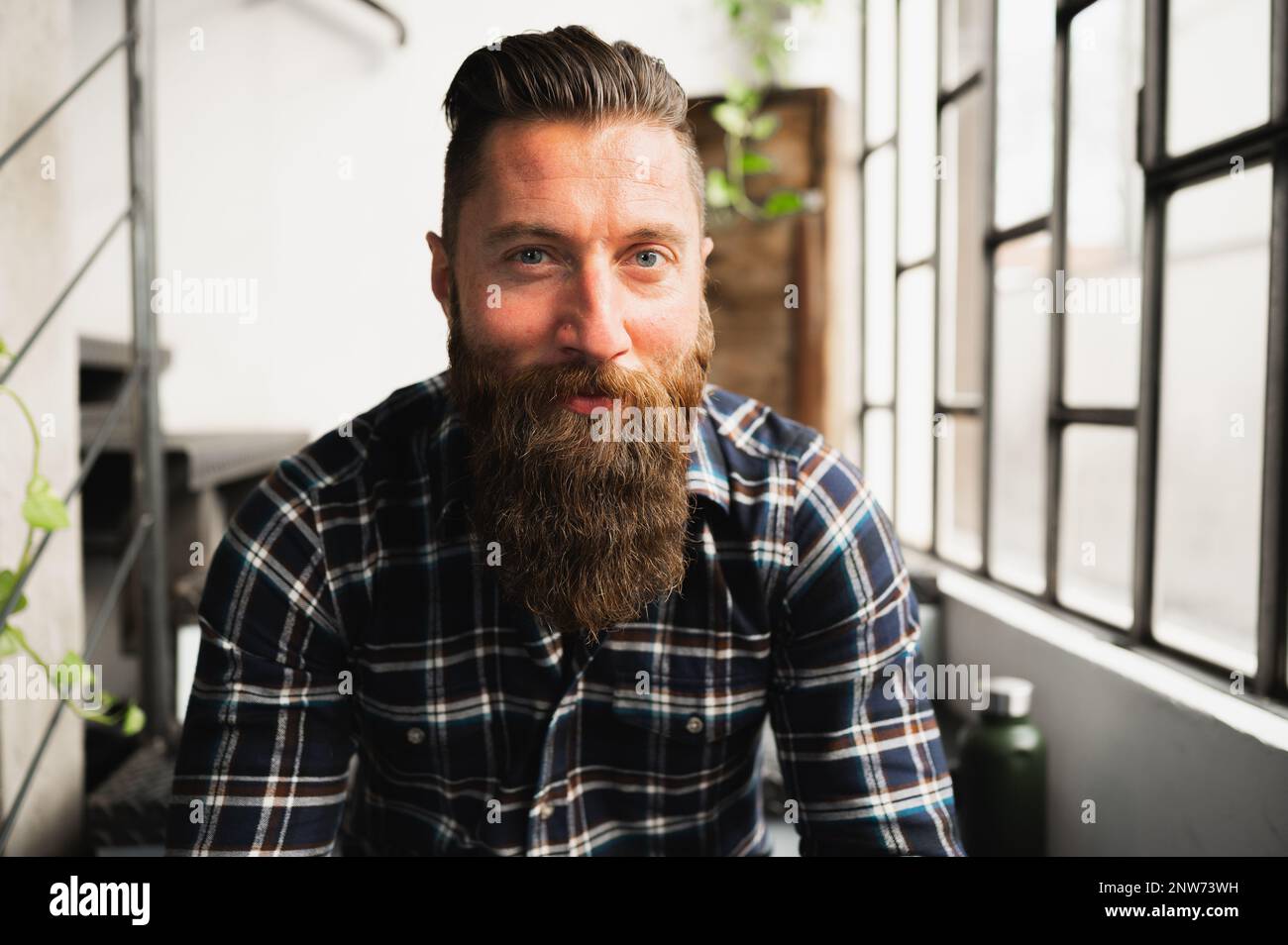 30s look hi-res stock photography and images - Alamy