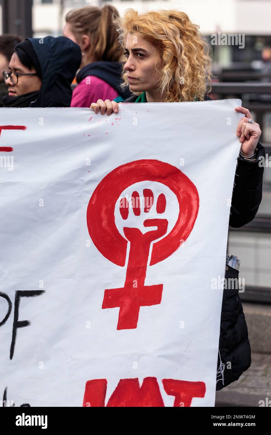 Feminist hi-res stock photography and images - Alamy