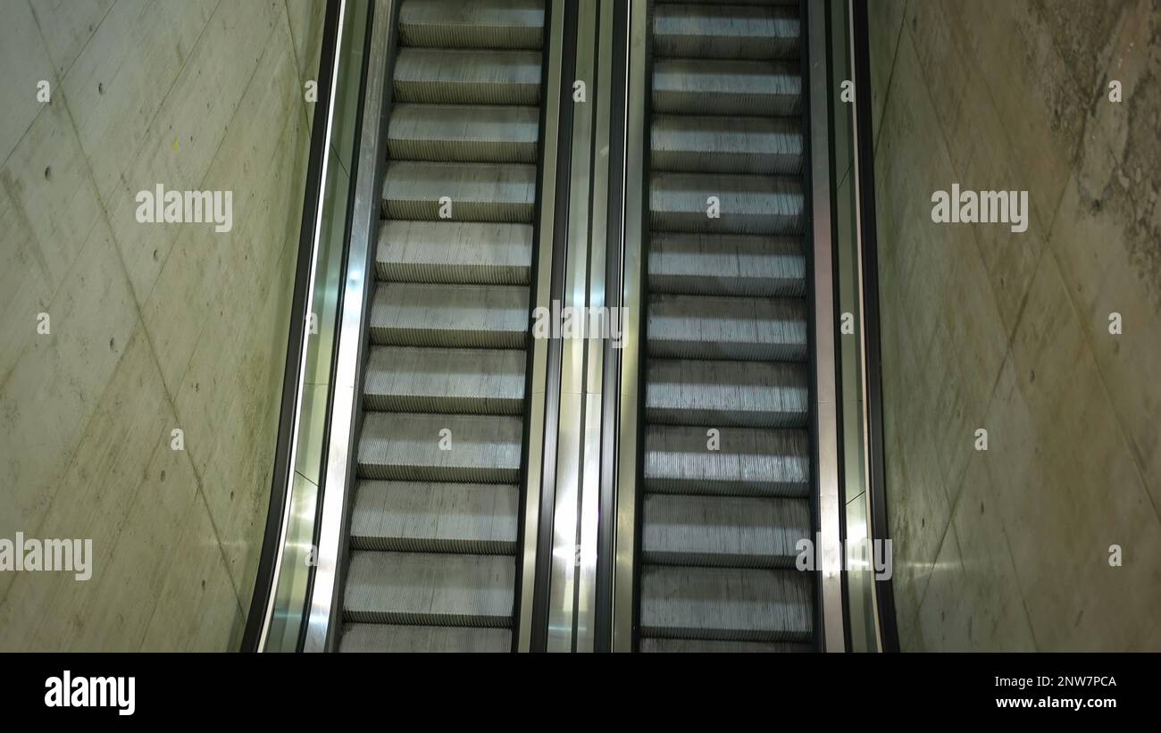 Automatic stairway station hi-res stock photography and images - Alamy