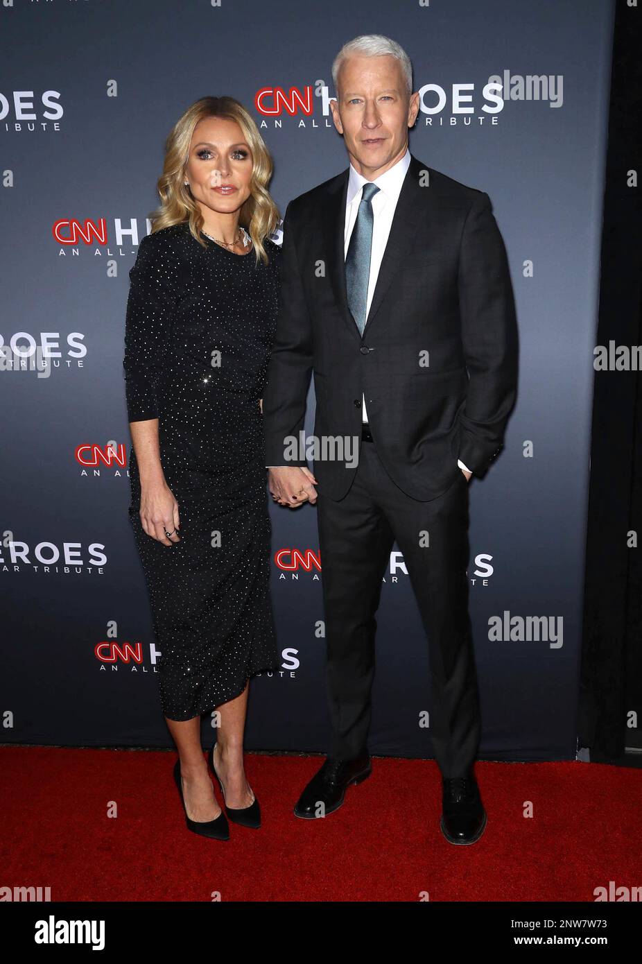 Photo by: John Nacion/STAR MAX/IPx 2018 12/9/18 Anderson Cooper and ...