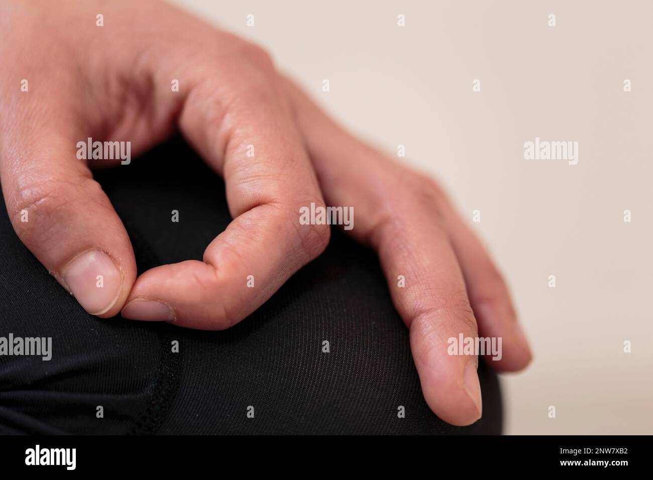 Hand down pants woman hi-res stock photography and images - Alamy