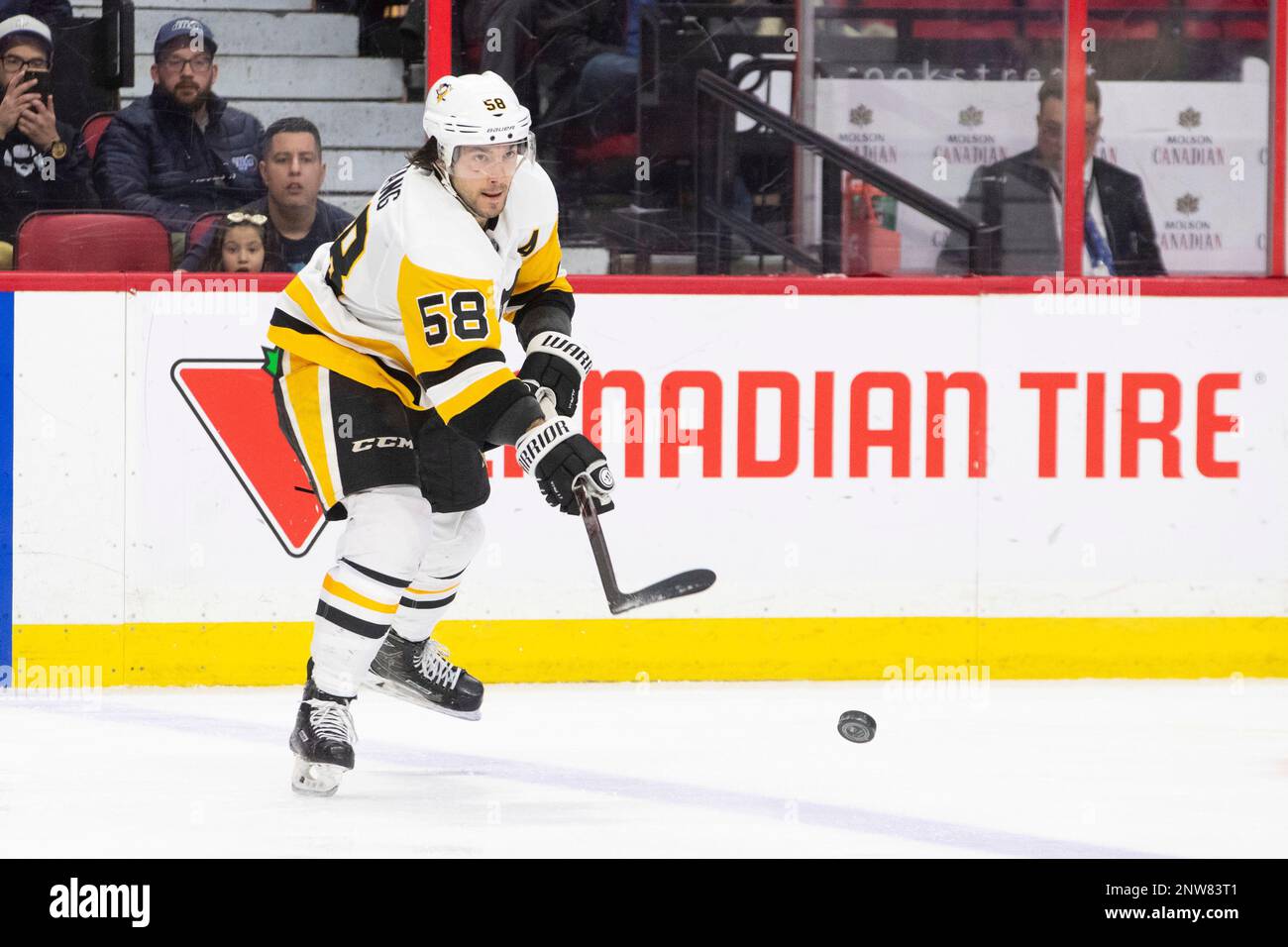 December 08, 2018: Pittsburgh Penguins defenseman Kris Letang (58 ...