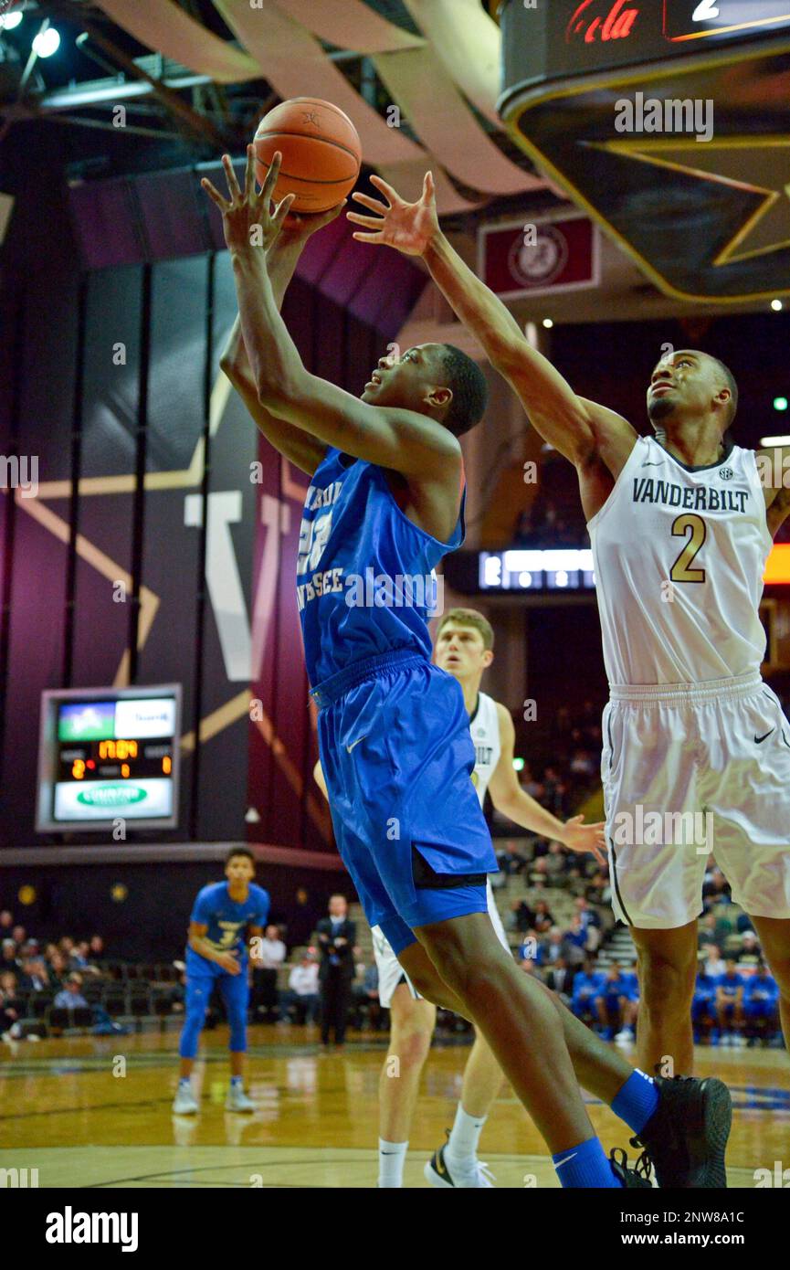 Middle Tennessee Blue Raiders forward Reggie Scurry (22) shoots against ...