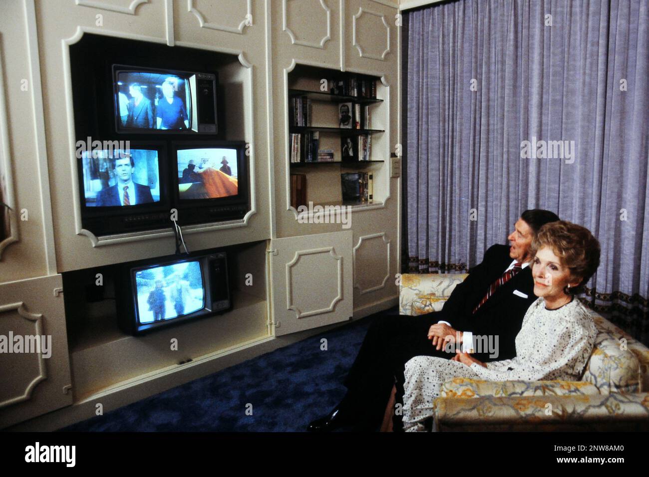 1984 election hi-res stock photography and images - Alamy