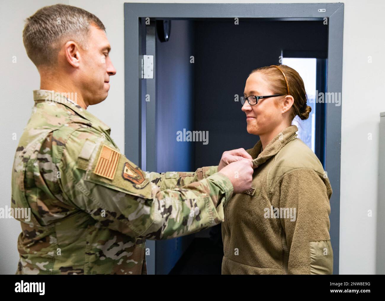 Air and space achievement medal hi-res stock photography and images - Alamy