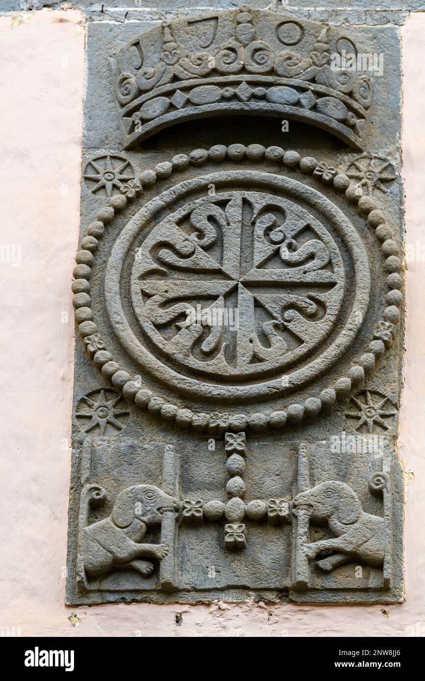 Gyronny cross hi-res stock photography and images - Alamy