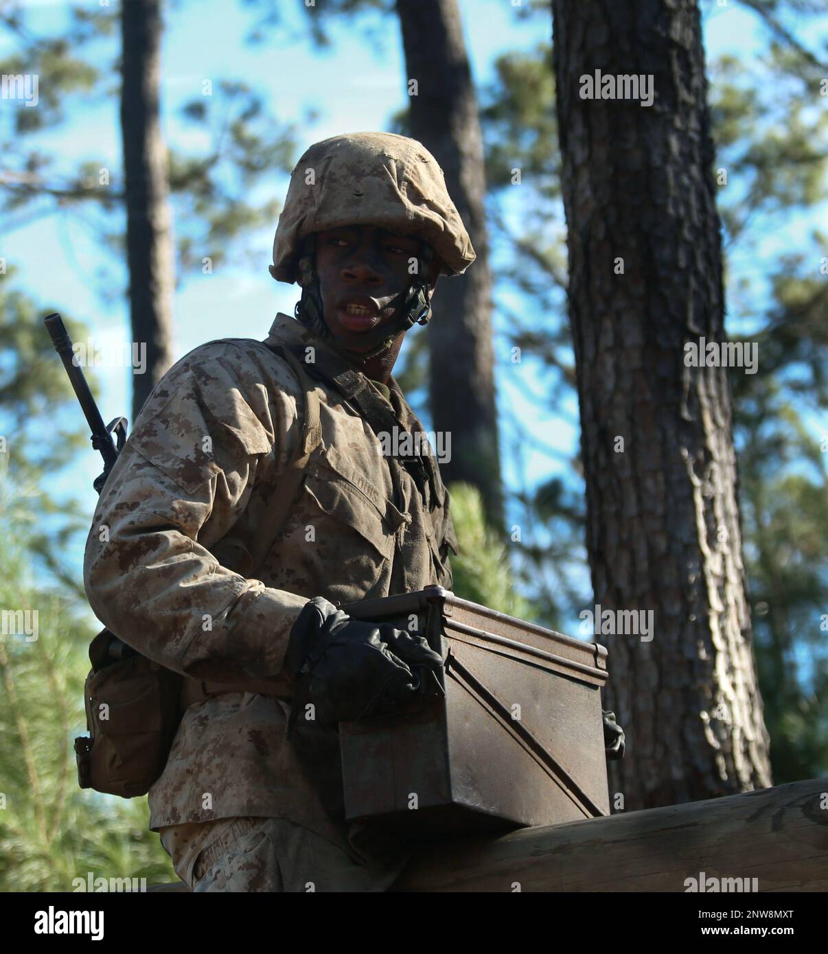 Recruits with Kilo Company, 3rd Recruit Training Battalion, tackle The ...