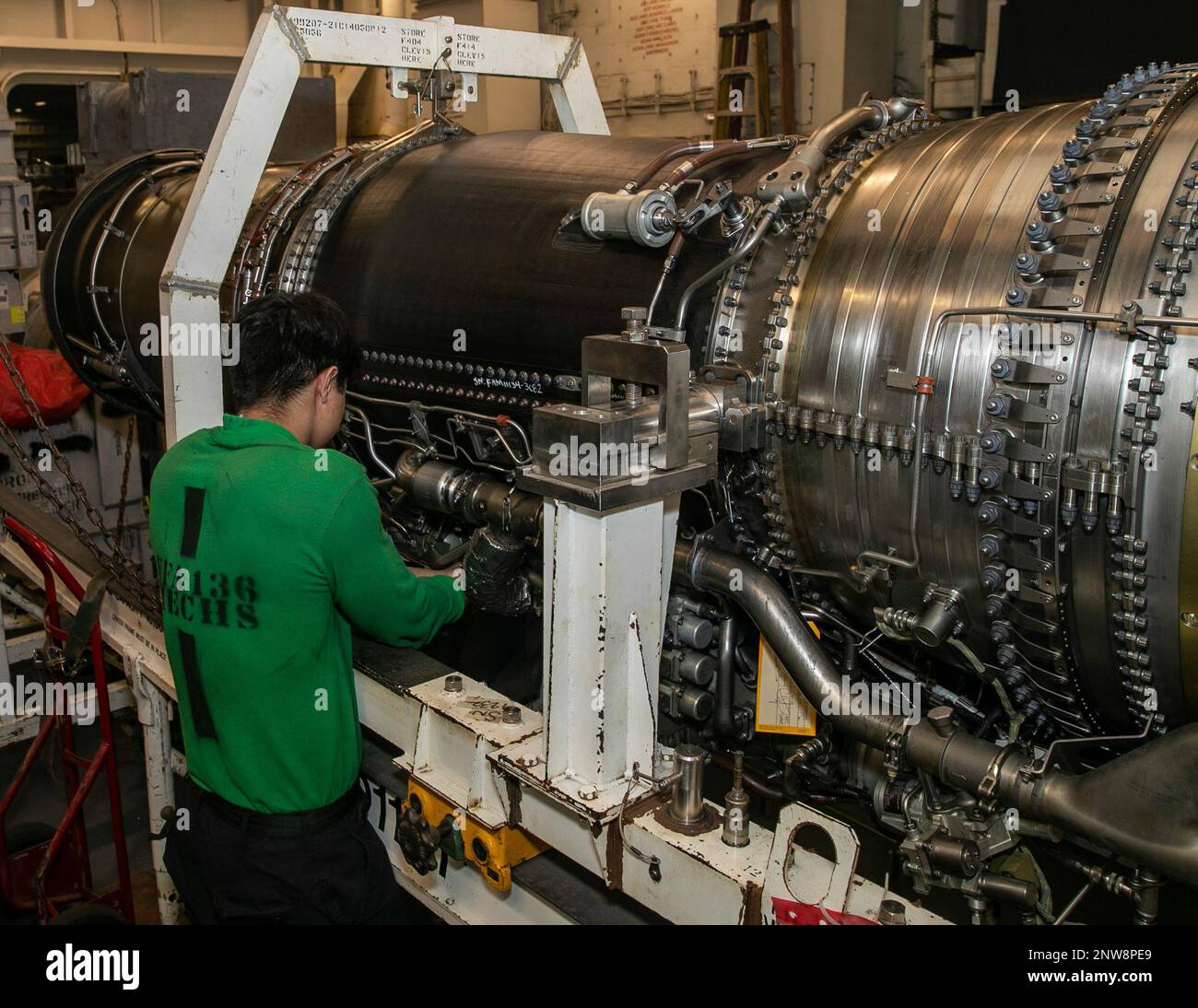 230202-N-EL850-4020 ADRIATIC SEA (Feb. 2, 2023) Aviation Machinist’s ...