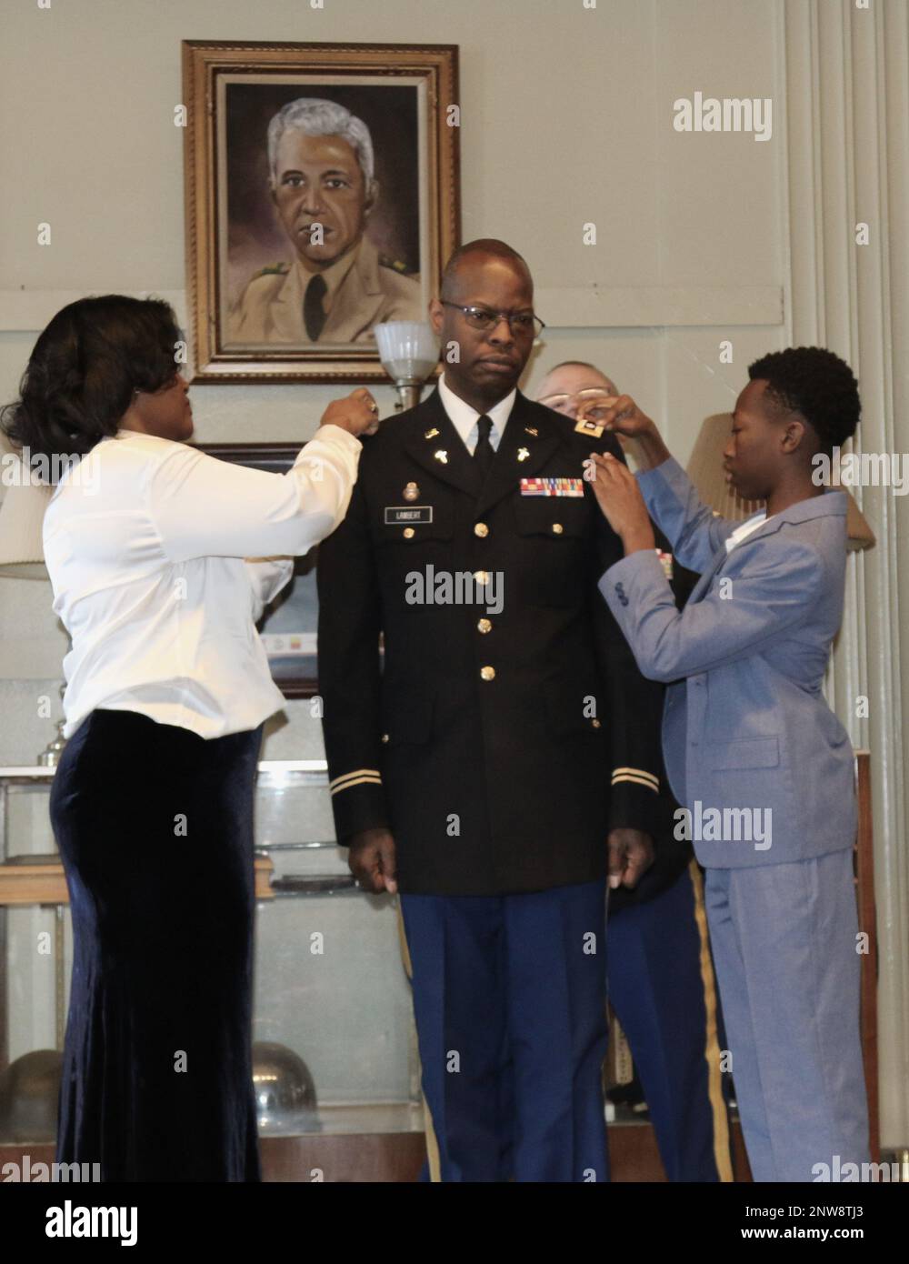 Illinois Army National Guard Chaplain (Lt. Col.) Vince Lambert's wife of 28 years, Latonia, and ...