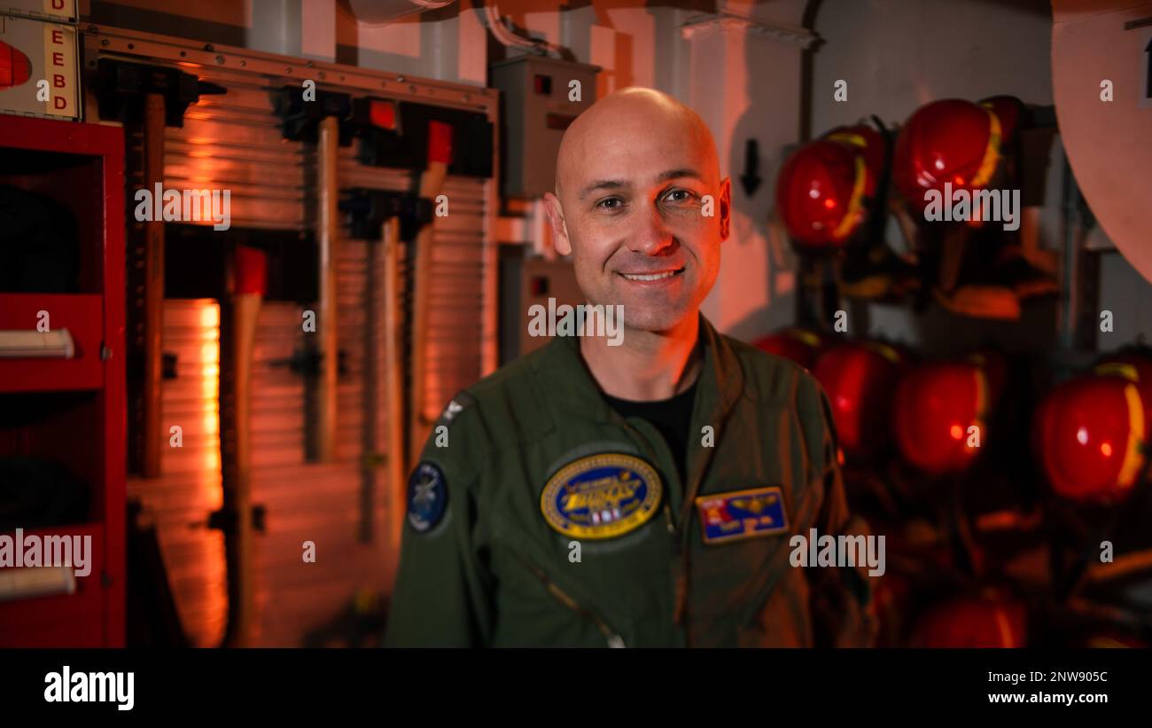 230201-N-AJ005-1016 PORTSMOUTH, Va. (Feb. 1, 2023) Capt. Thomas Uhl ...