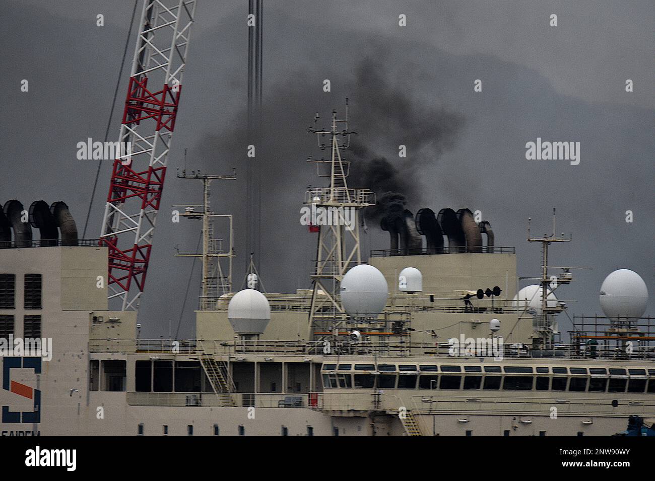 Spitting pipe hi-res stock photography and images - Alamy