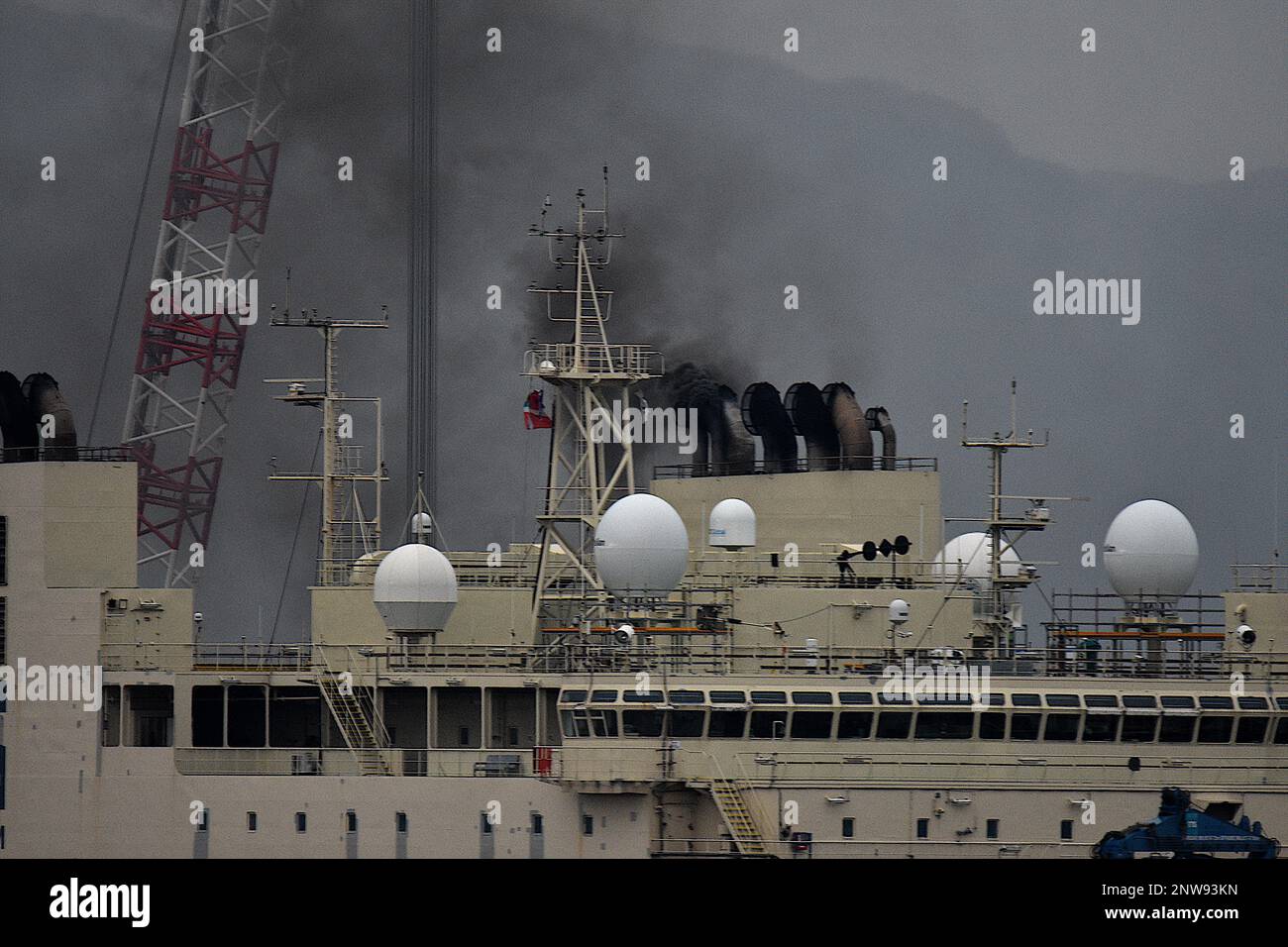 General view of the Castorone spitting out an impressive cloud of black ...