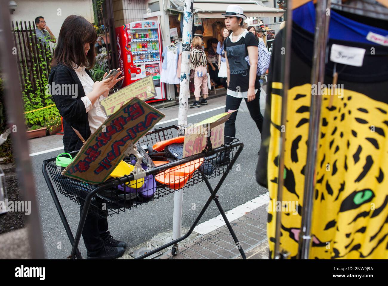 Street scene in Cat Street, near Takeshita dori.Omotesando.Tokyo city ...