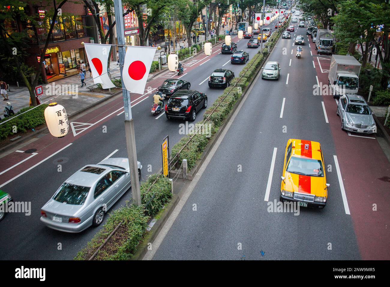 Omotesando street. Tokyo. Japan Stock Photo - Alamy