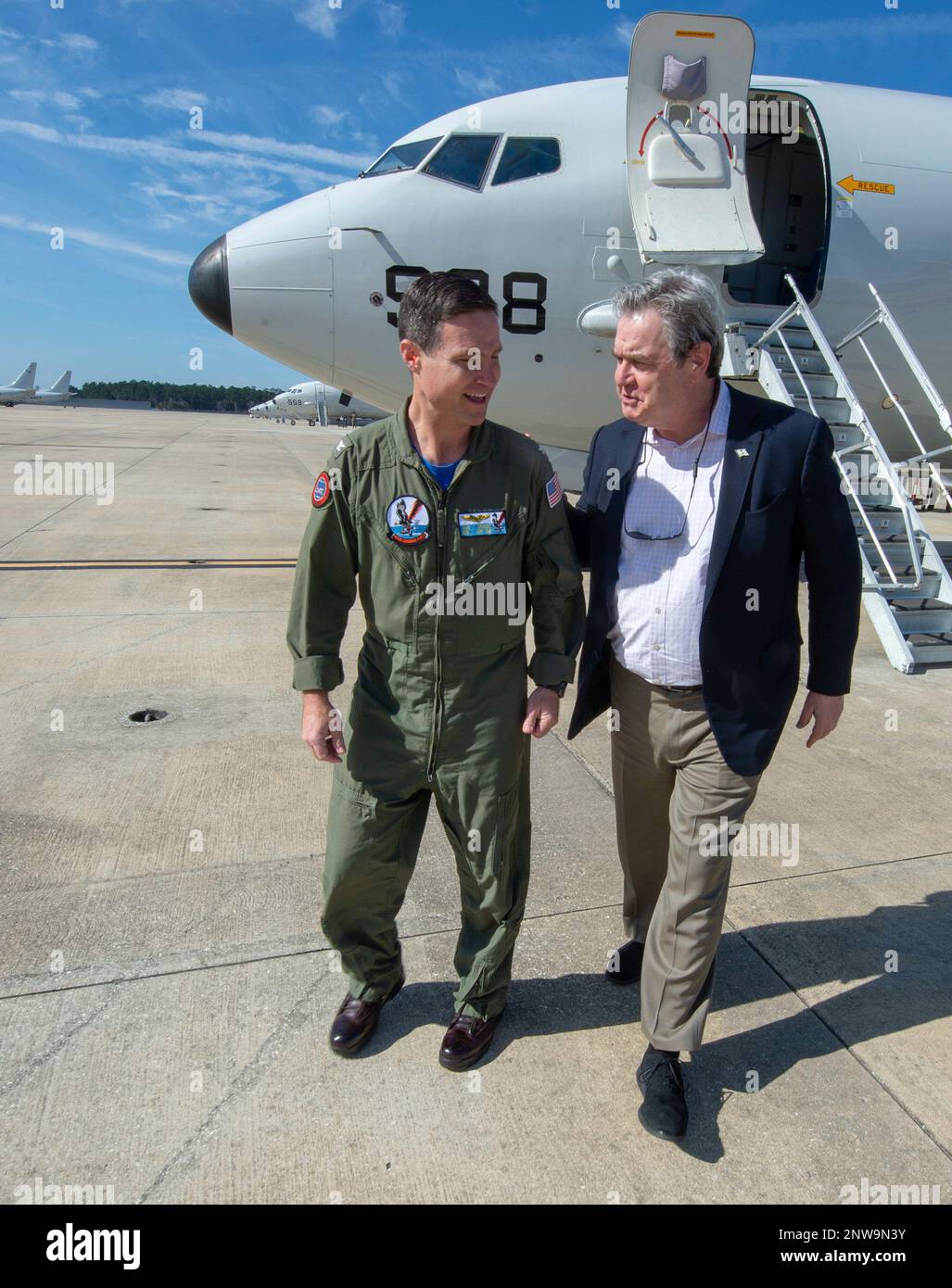 JACKSONVILLE, Fla. (Jan. 23, 2023) Capt. Jon Spore, commanding officer ...