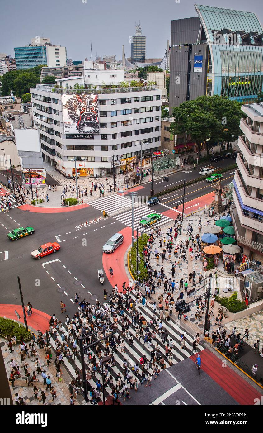 Omotesando street. Tokyo. Japan Stock Photo - Alamy