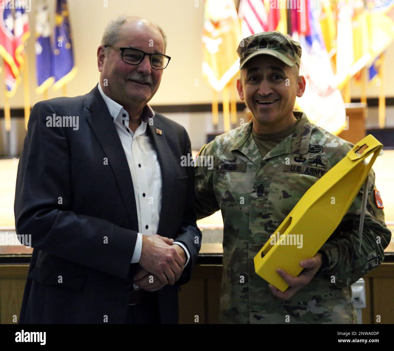 Mayor Dieter Berg of Wackernheim presents Command Sgt. Maj. Lonnie R ...