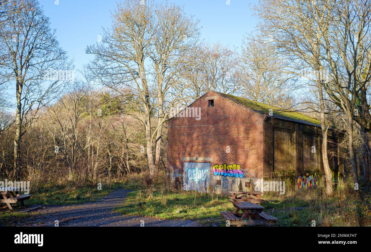 Picnic tables by the Old Pump House near River Derwent at Consett ...