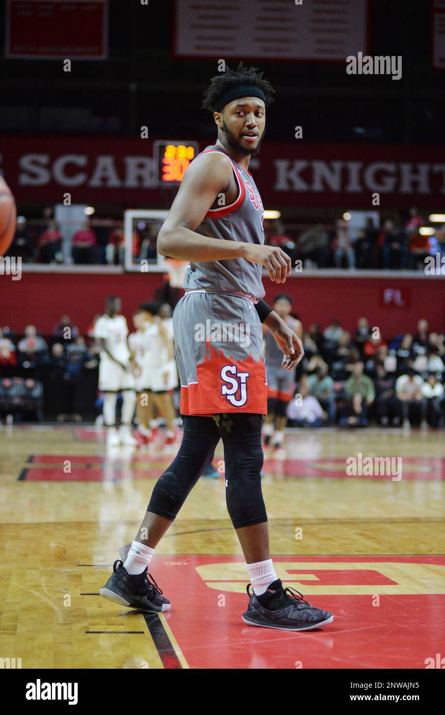 St. John's University Red Storm Guard Shamorie Ponds (2) during game ...
