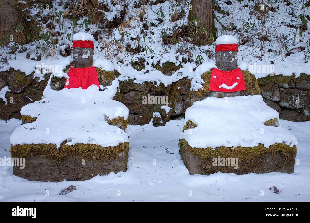Narabijizo, Bakejizo, jizo stone statues,buddhist guardian deities in ...