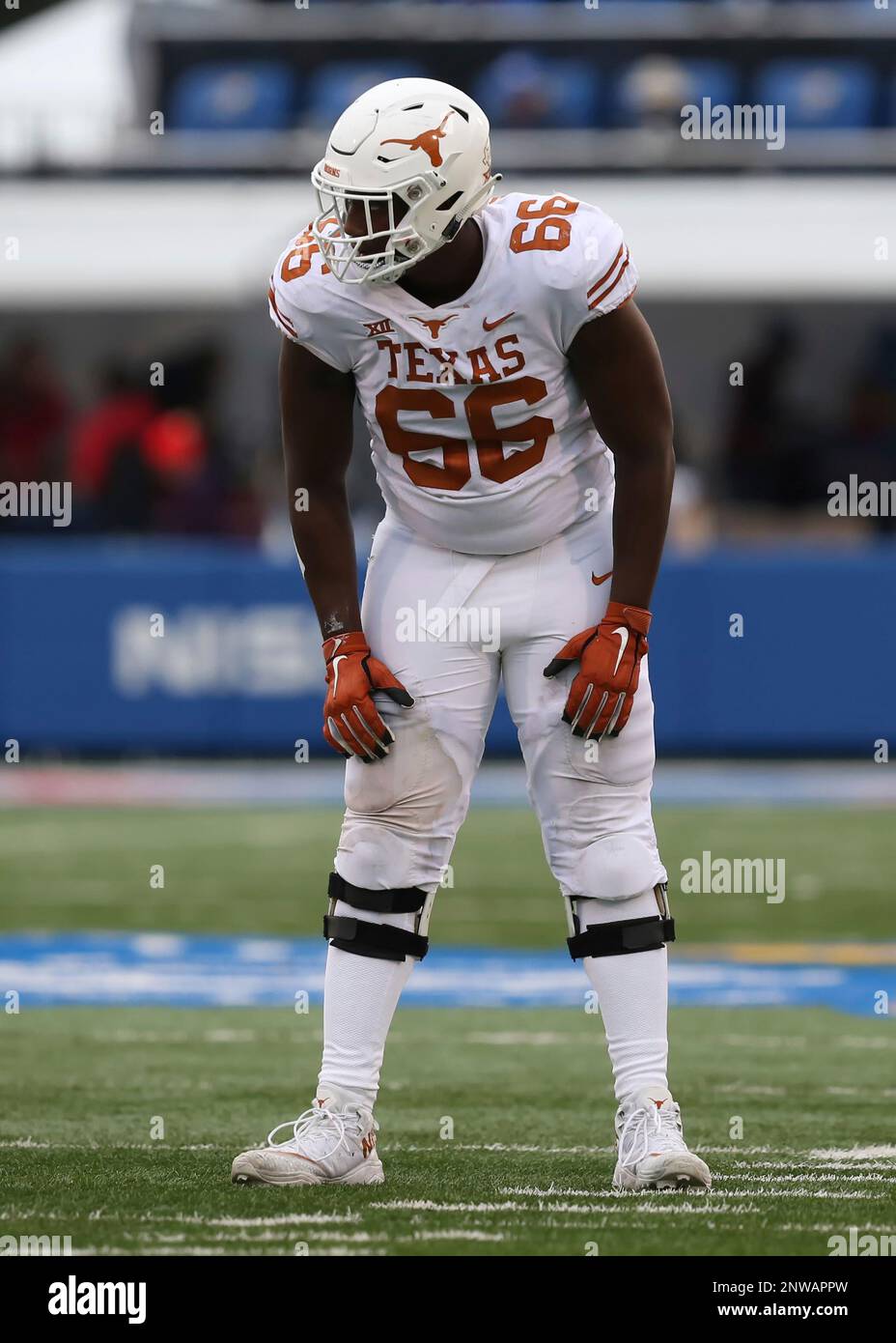 LAWRENCE, KS - NOVEMBER 23: Texas Longhorns offensive lineman Calvin ...