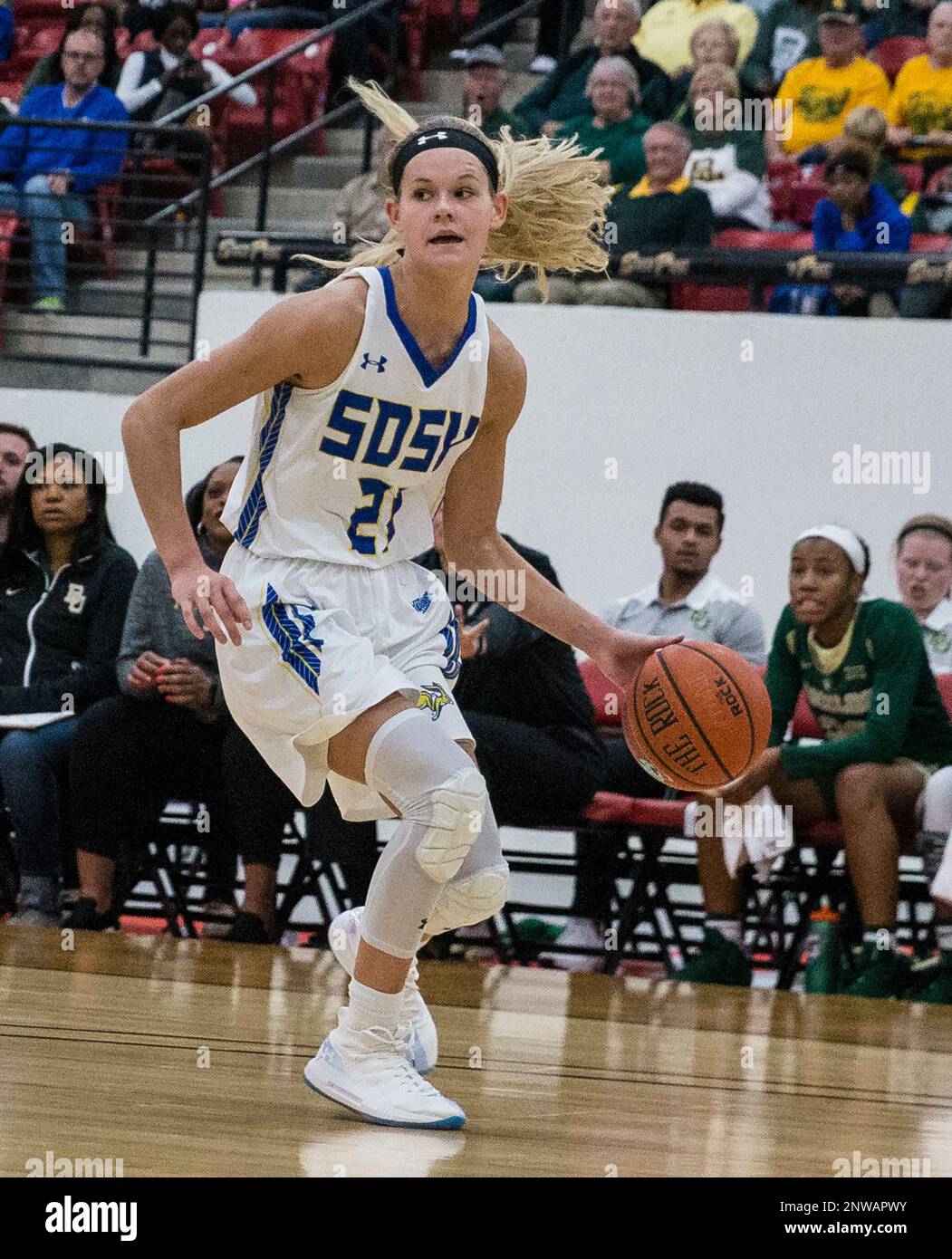 Nov 23 2018 Las Vegas, NV U.S.A. South Dakota State guard Tylee Irwin ...