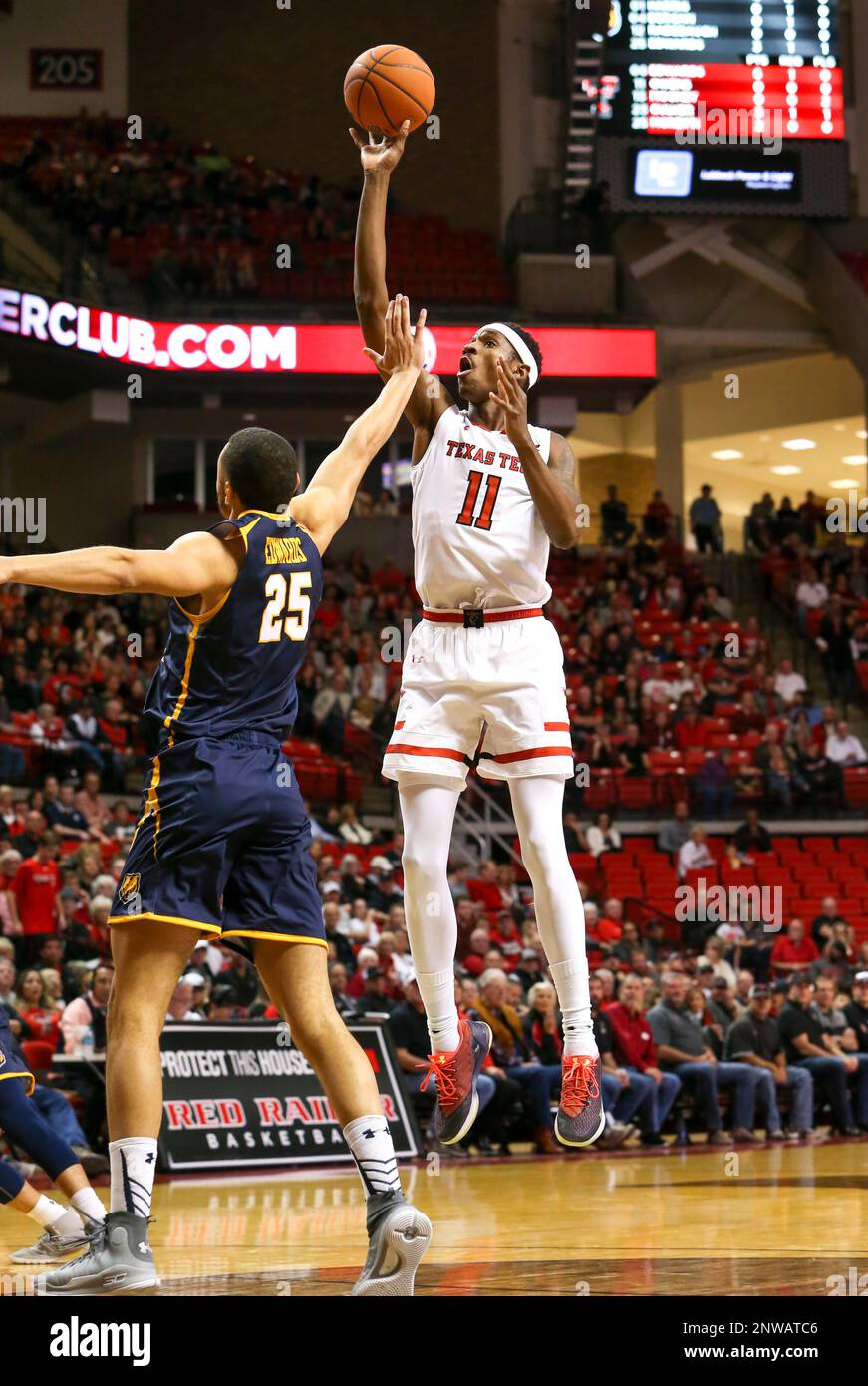 LUBBOCK, TX - NOVEMBER 24: Texas Tech Red Raiders forward Tariq Owens ...