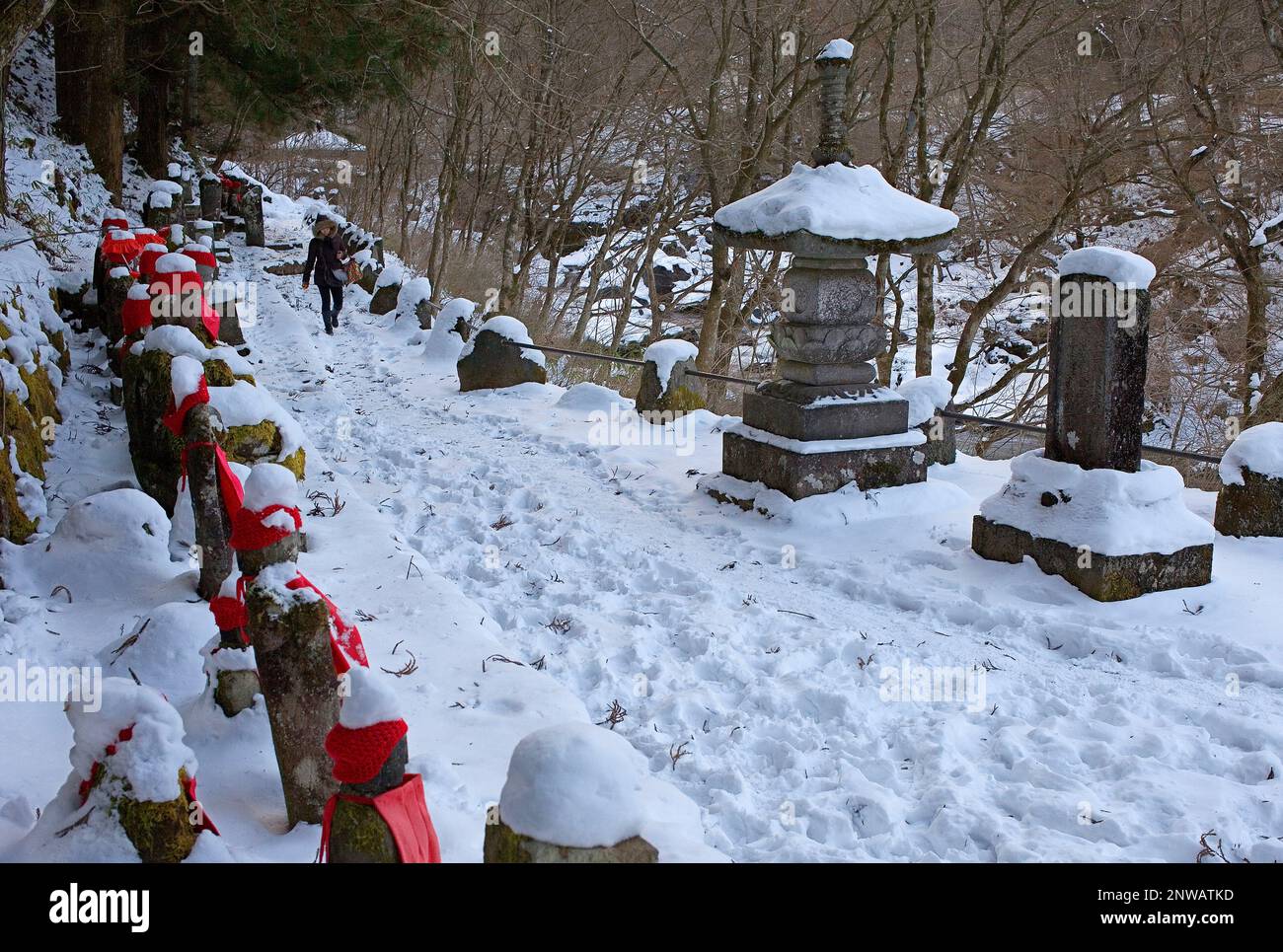 Narabijizo, Bakejizo, jizo stone statues,buddhist guardian deities in ...