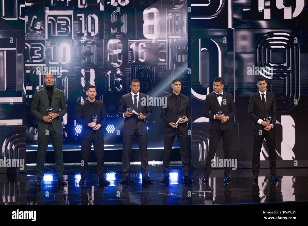 Virgil van Dijk, Lionel Messi, Kylian Mbappe, Achraf Hakimi, Casemiro ...