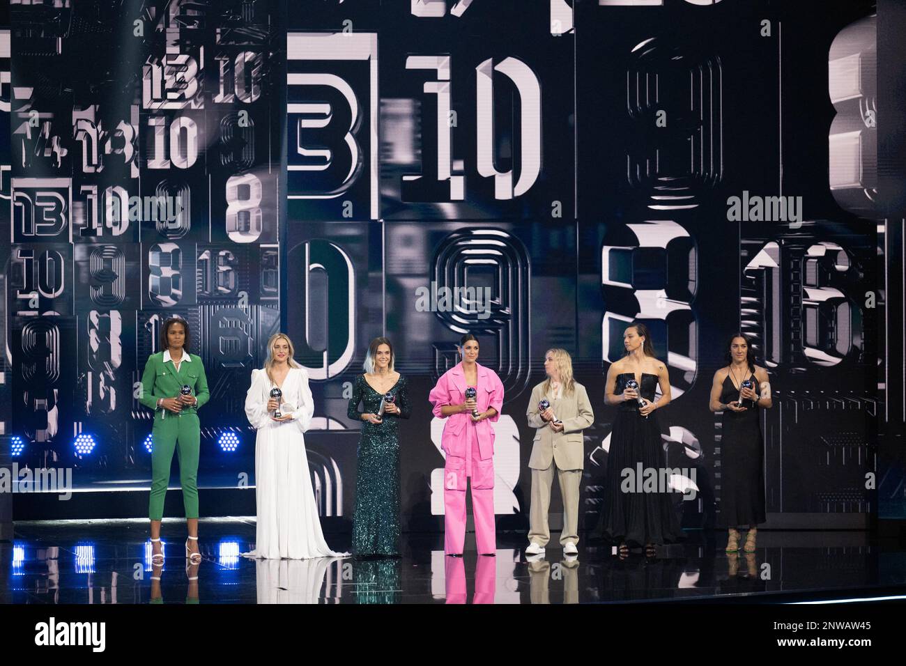 Wendie Renard, Alexia Putellas, Mapi Leon, Alex Morgan, Beth Mead ...