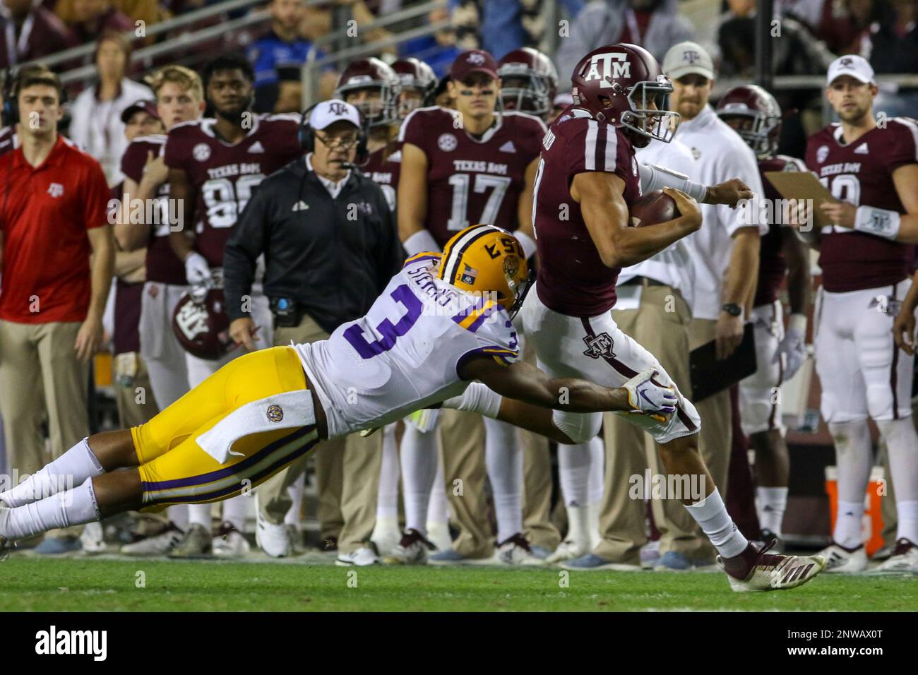 November 24, 2018: LSU Tigers safety JaCoby Stevens (3) dives to tackle ...