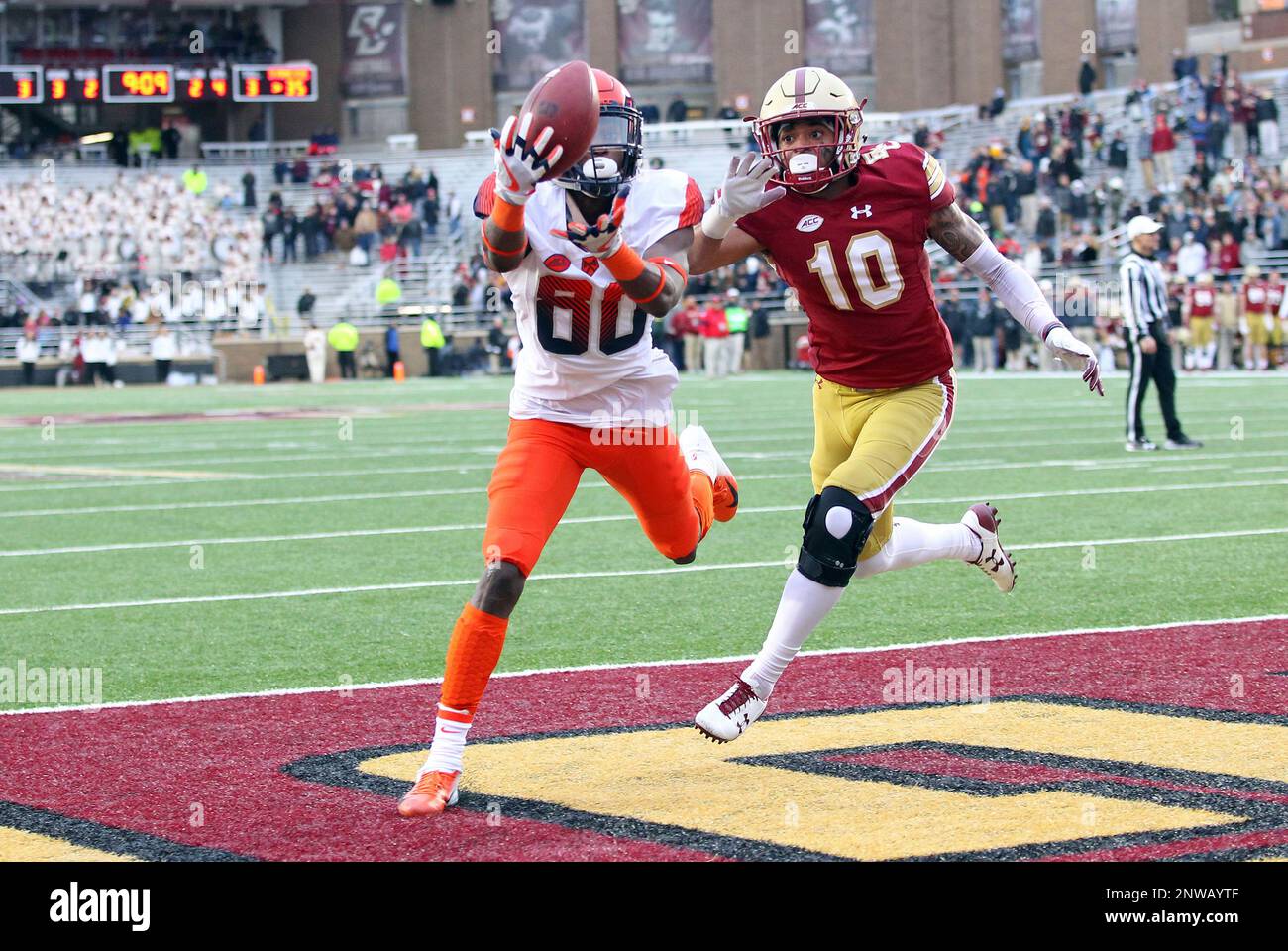 November 24, 2018; Chestnut Hill, MA, USA; Syracuse Orange wide ...
