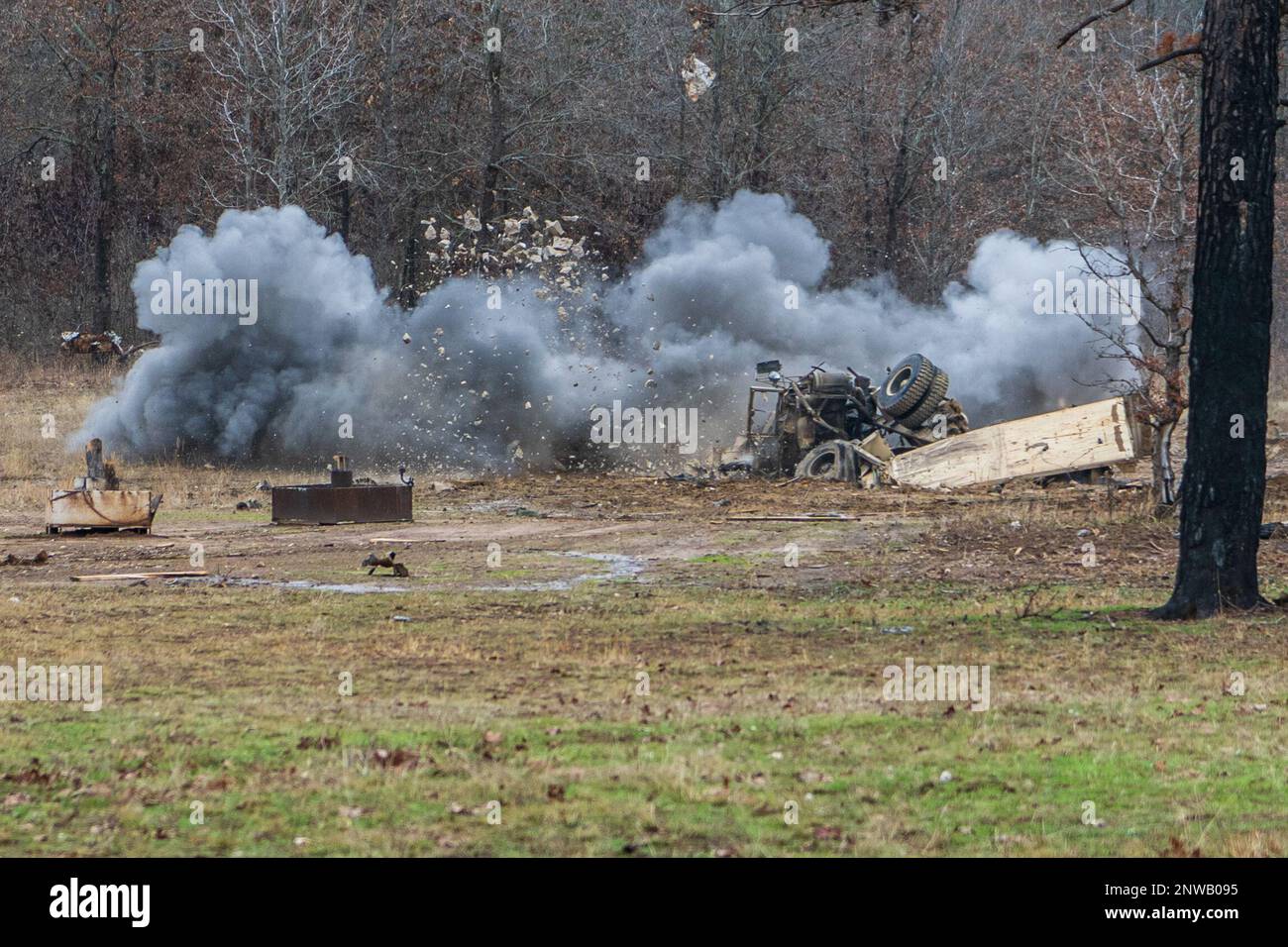 East-Coast-based U.S. Naval Special Warfare Operators (SEALs) conduct ...