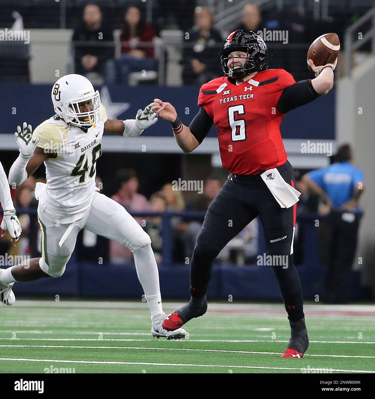 Texas Tech quarterback McLane Carter (6) throws against Baylor ...