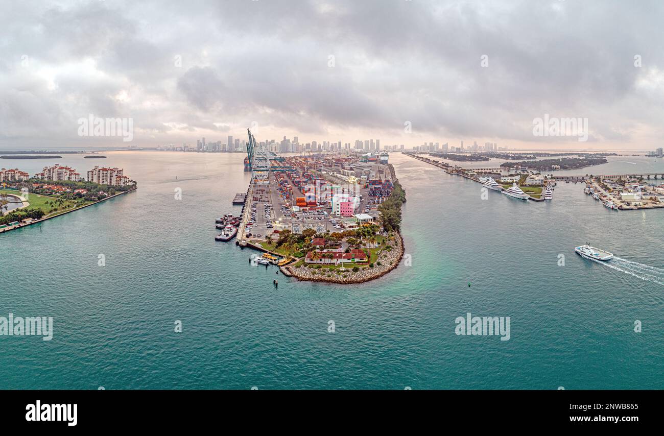Drone panorama over Miami harbor and cruise ship terminal at dusk Stock ...