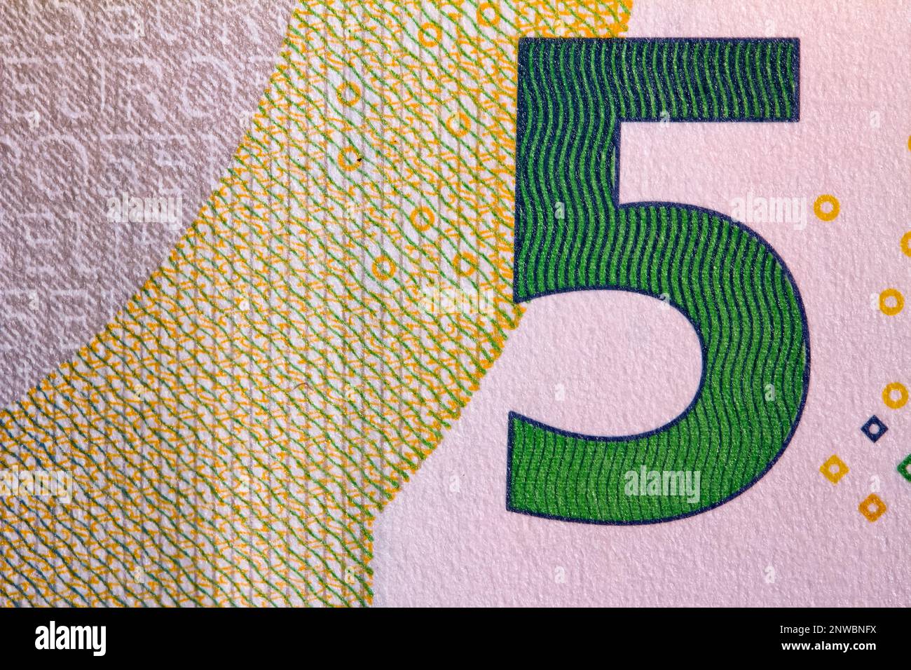 Five euro hi-res stock photography and images - Alamy