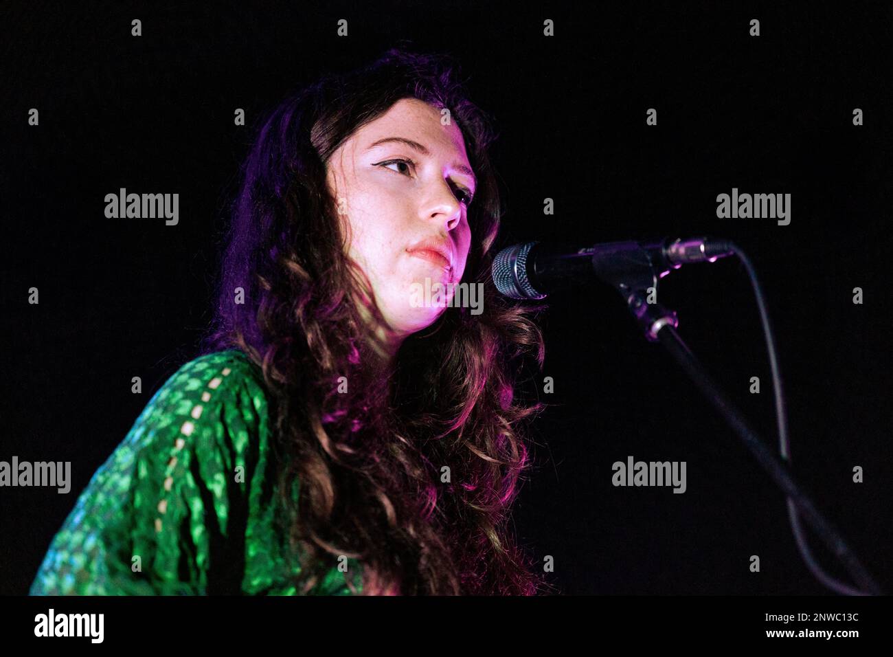 Alaska raid singer hi-res stock photography and images - Alamy