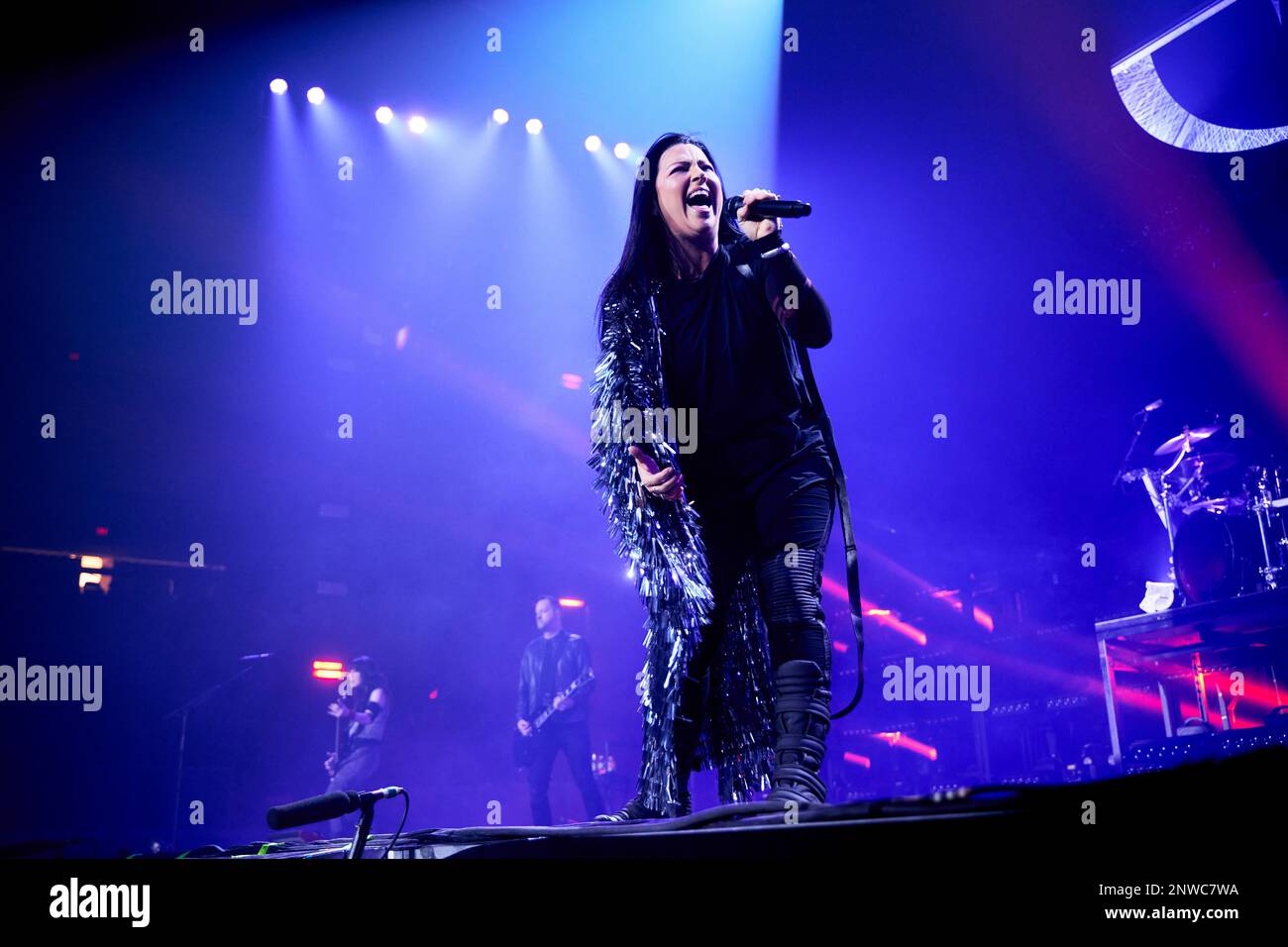 MINNEAPOLIS, MN FEBRUARY 26: Evanescence perform at Target Center in ...