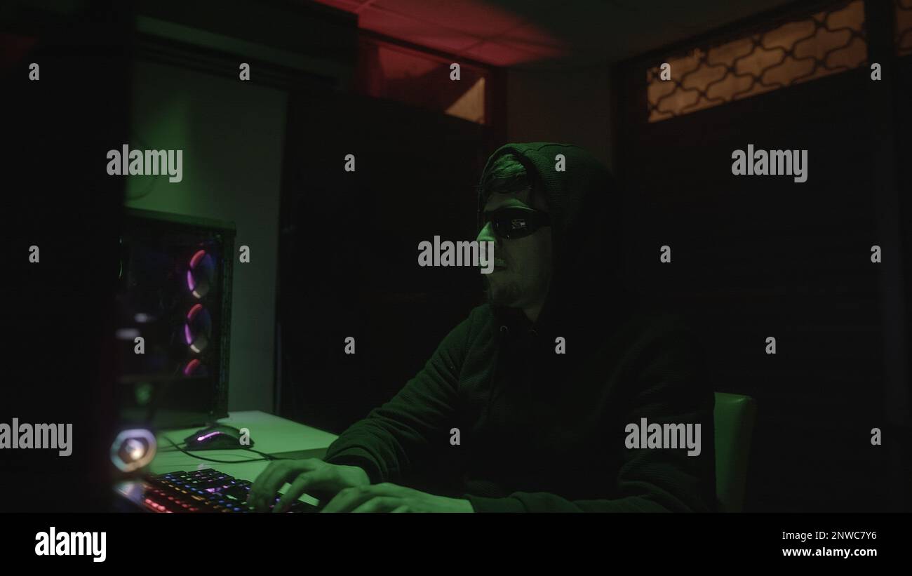 Evil computer hi-res stock photography and images - Alamy