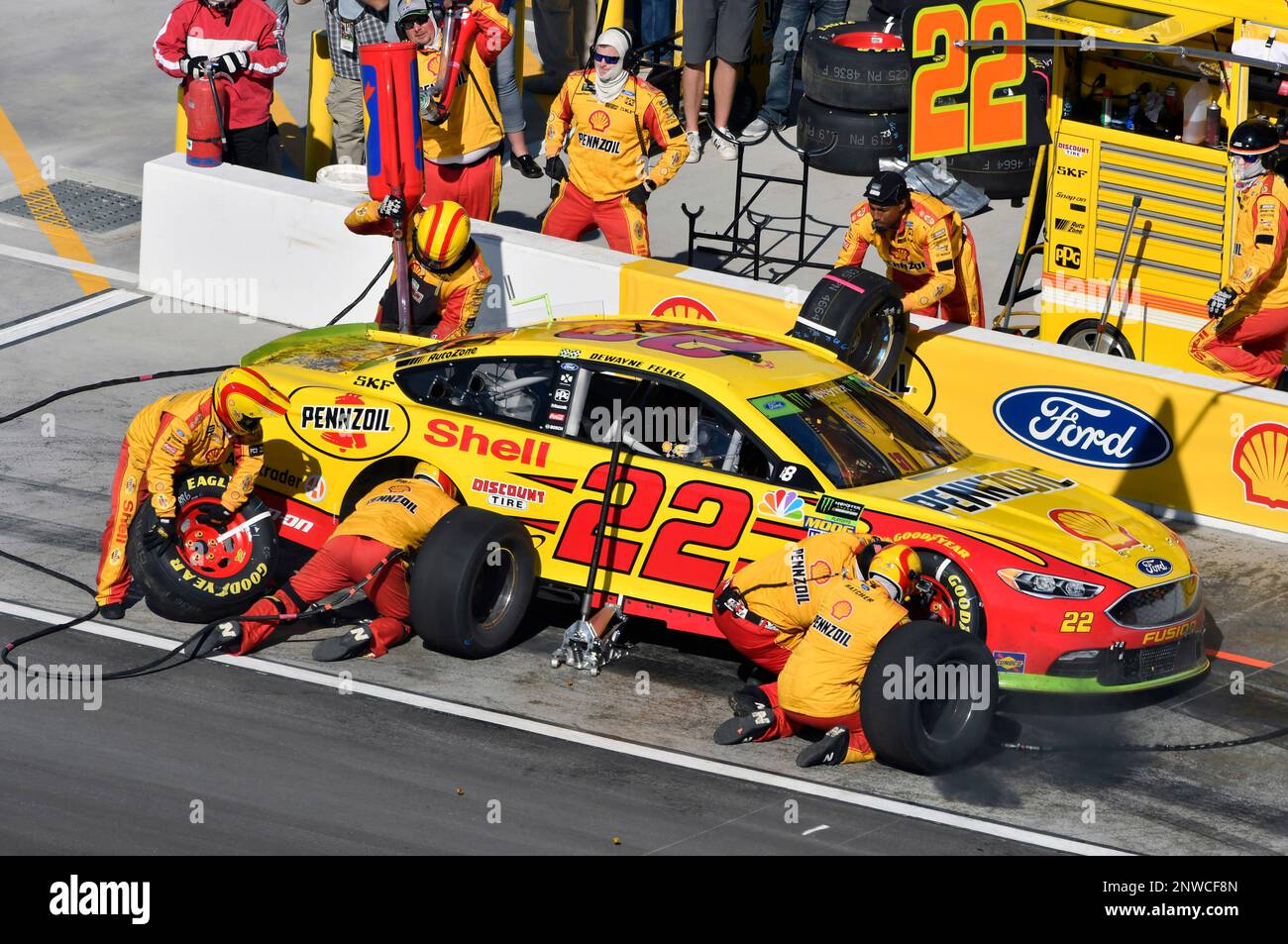 #22: Joey Logano, Team Penske, Ford Fusion Shell Pennzoil during the ...