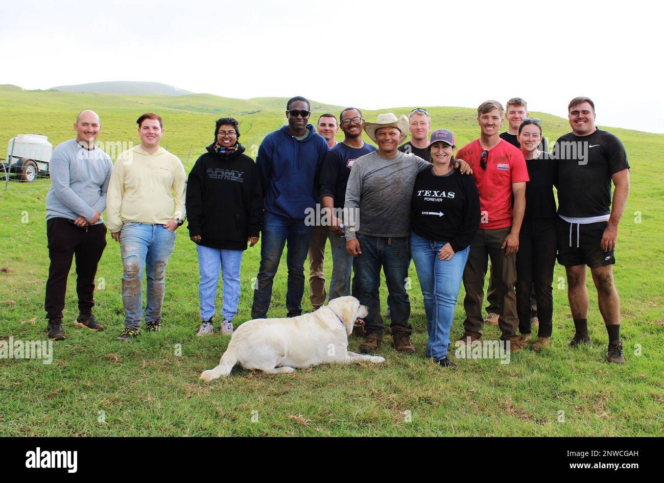 Ho’ilina Ranch owners Korey and Susan Medeiros with 25th Infantry ...