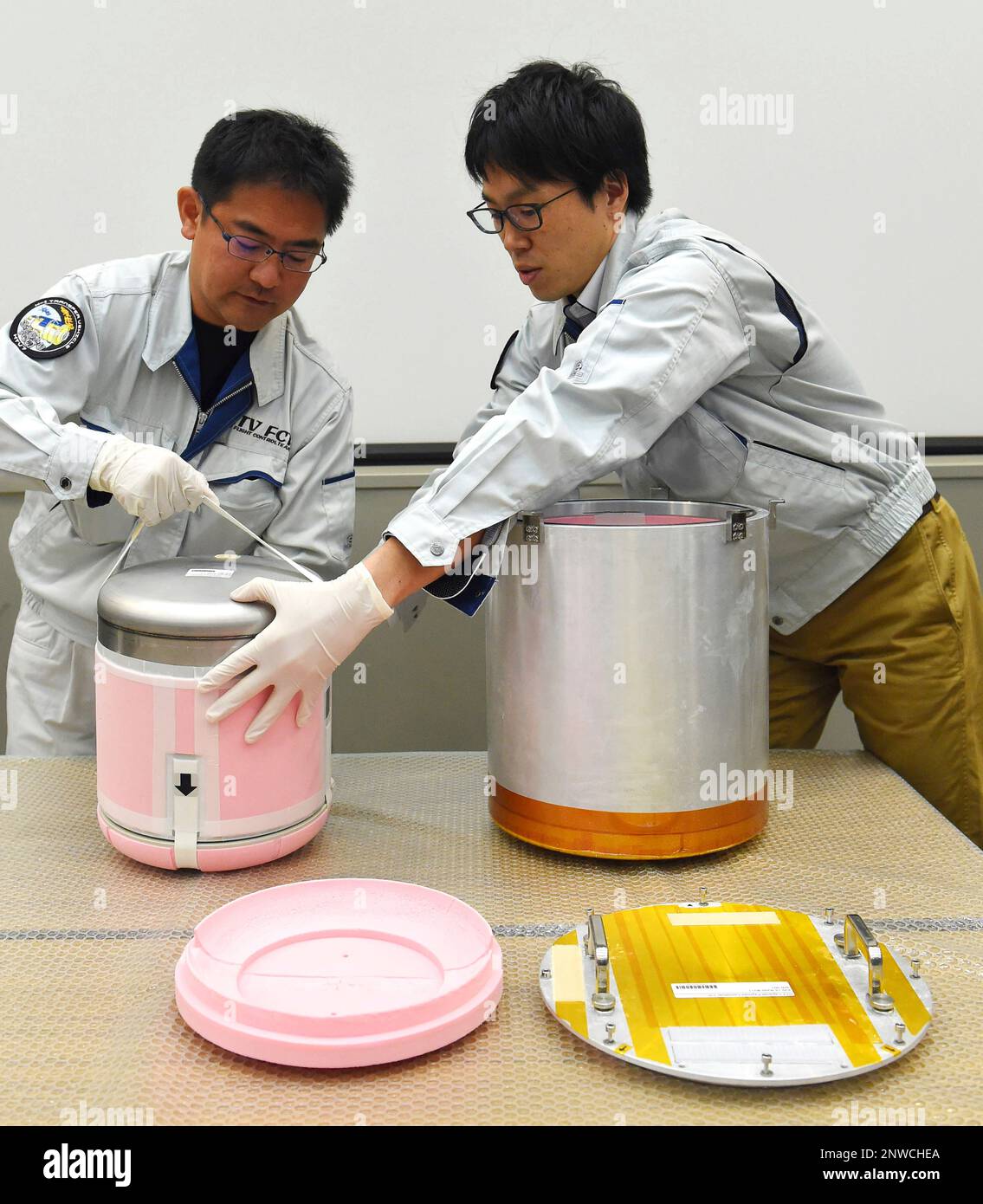 The experimental sample in a compact capsule returned from the ...