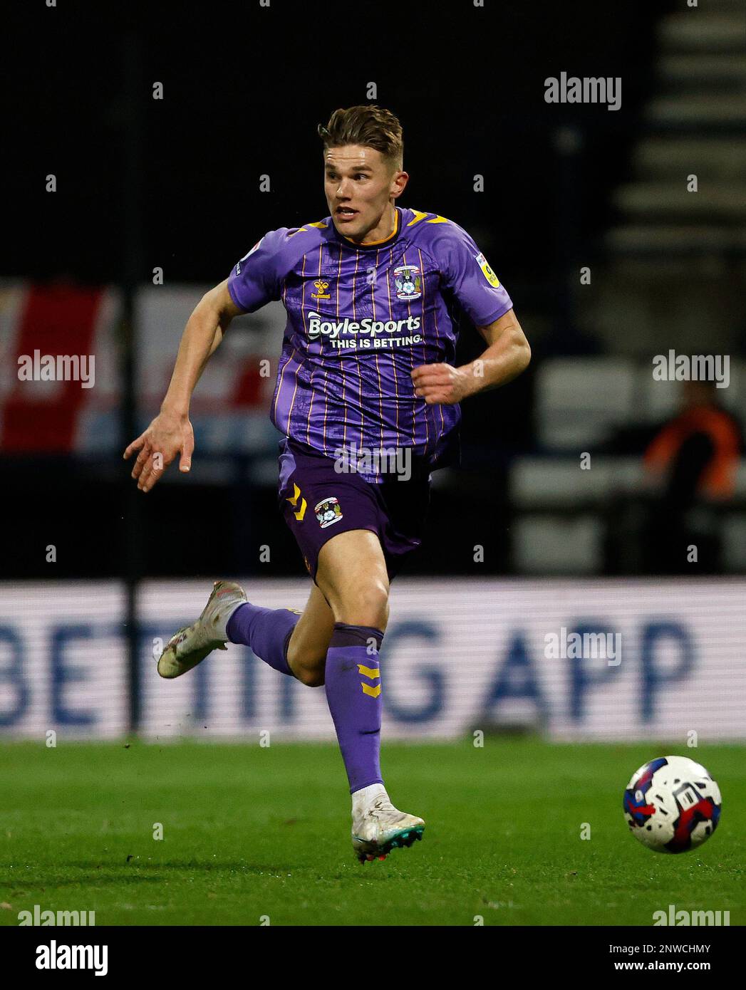 Viktor gyokeres coventry 2023 hi-res stock photography and images - Alamy