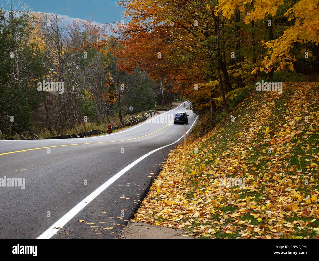Beautiful undulating roads of Caledon in the Fall, Ontario, Canada ...