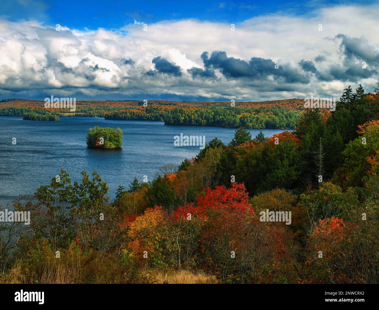 Beautiful fall scenery from Ontario, Canada Stock Photo - Alamy